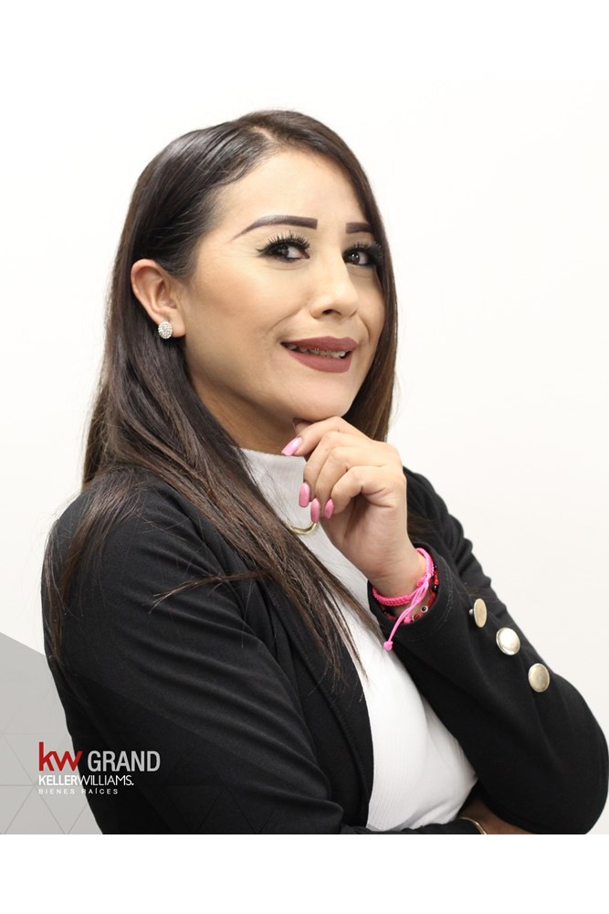 Laura Paniagua - KW Bahia