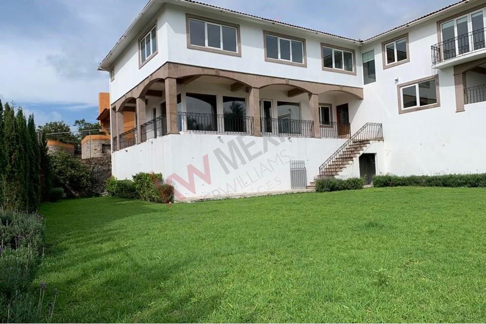 Residencia en venta en la Estadía, zona Esmeralda, Estado de México