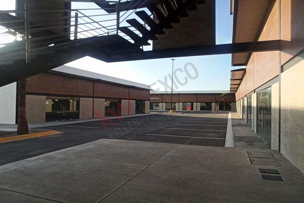 Locales Comerciales en Venta Excelente Ubicación Talamás Camandari