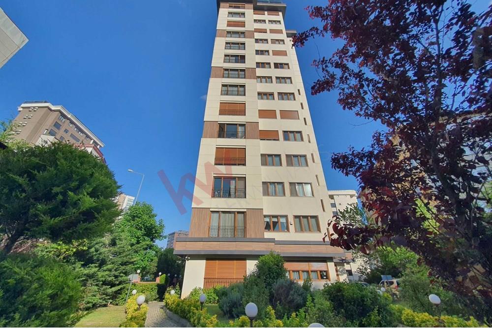 6e27b2a8-f7bc-4d35-9a46-81735a2cd0c5-e105f759-f6f5-4d3b-b5f0 ...