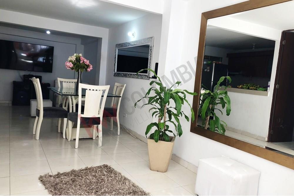 19eddd51-af6d-4424-8194-0e791d354c3c-35549e59-888c-4396-838d ...