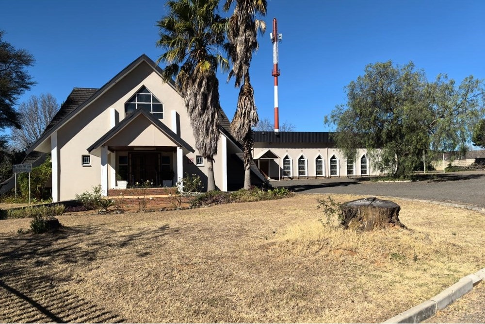 Prime Church Building For Sale in Arbor Park!