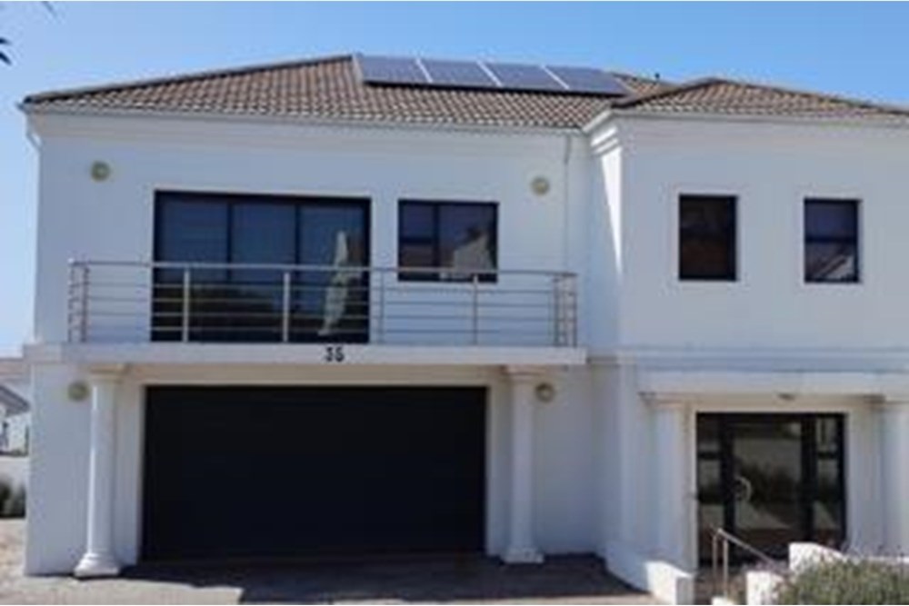 Exquisite Double-Storey Home with Breathtaking Ocean Views in Shelley ...