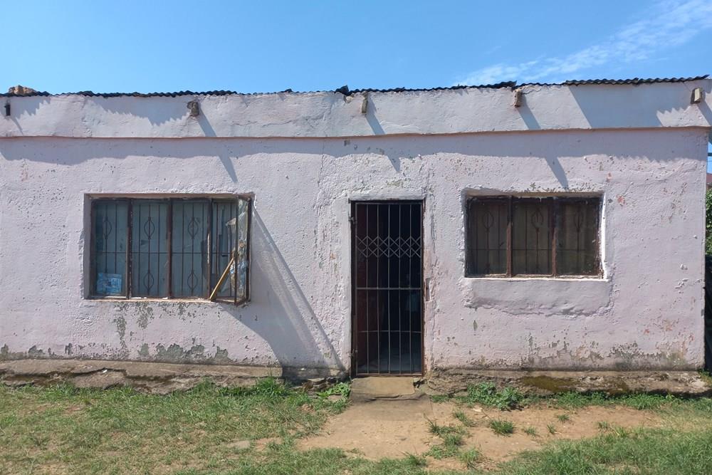 Small Family House for a Small Family Imbali Unit CC