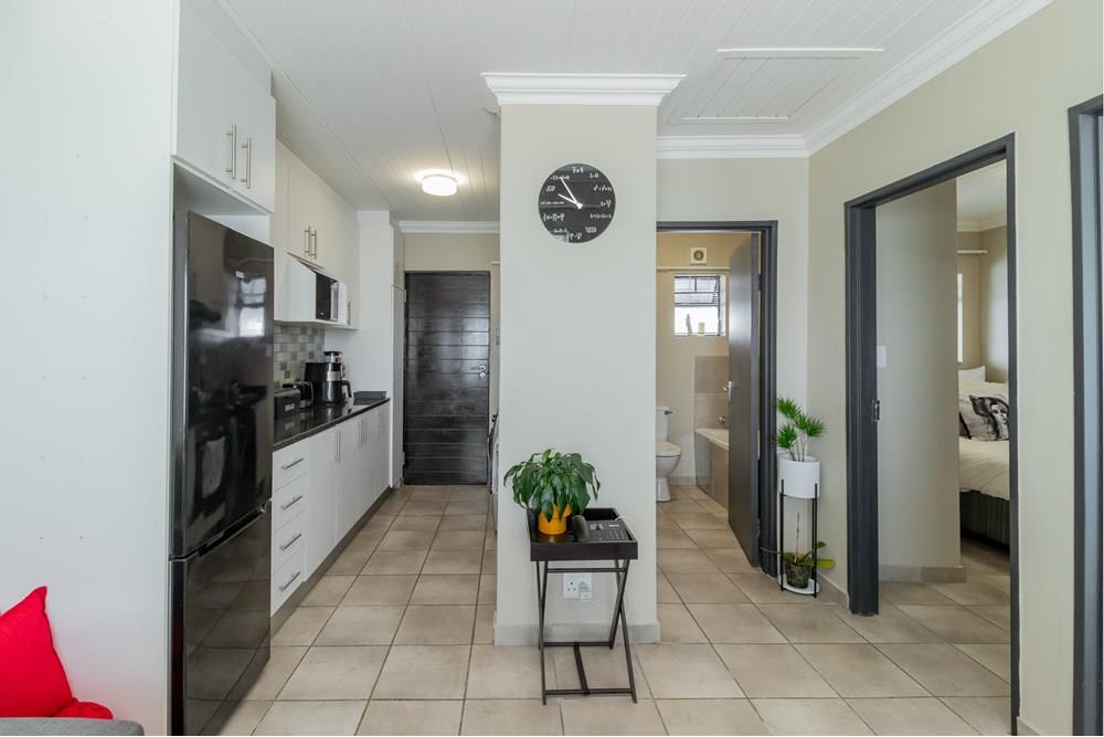 Modern stylish 2-bedroom apartment in Belhar Views,