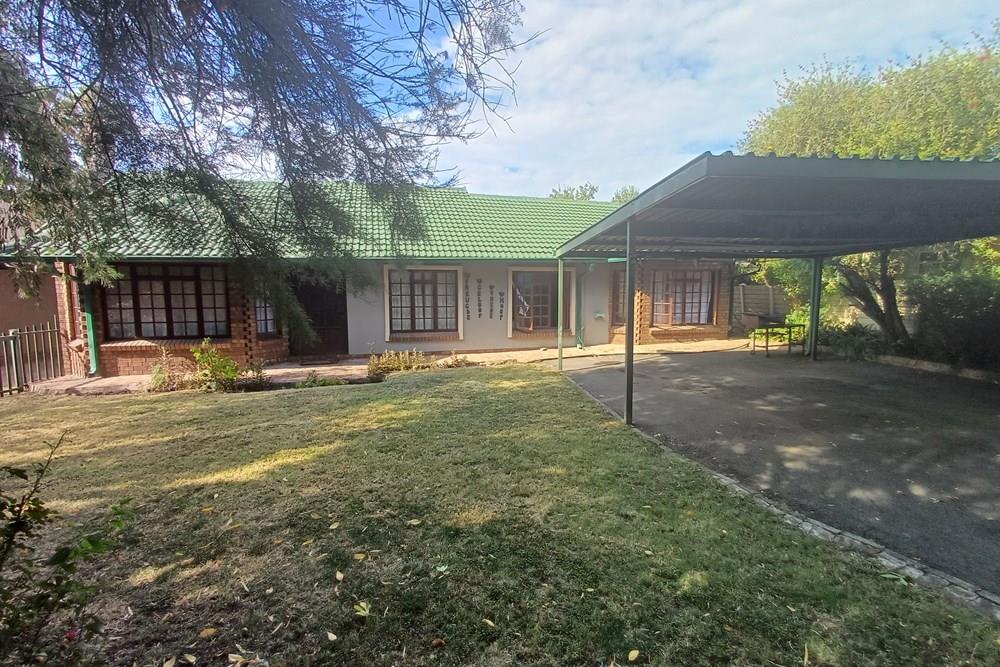 Discover Tranquil Living in Secunda's Hidden Gem!