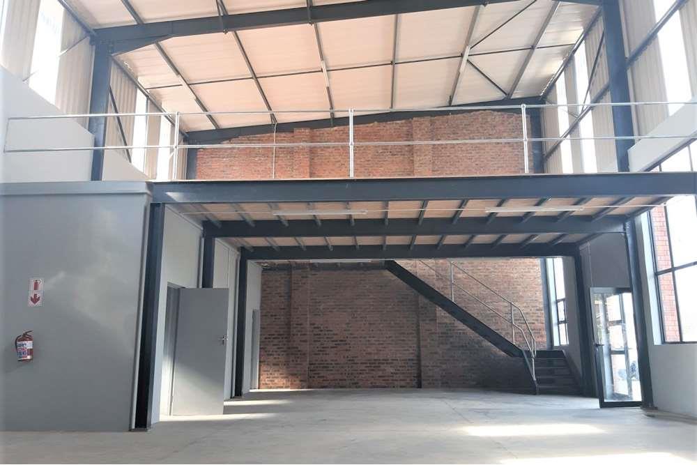 Neat new mini warehouses available to let.