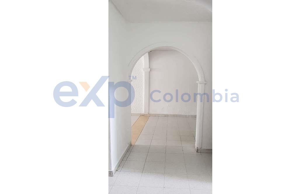 UNA CASA UNICA Y ESPECIAL EN BUCARAMANGA類, DESCURBE PORQUE?